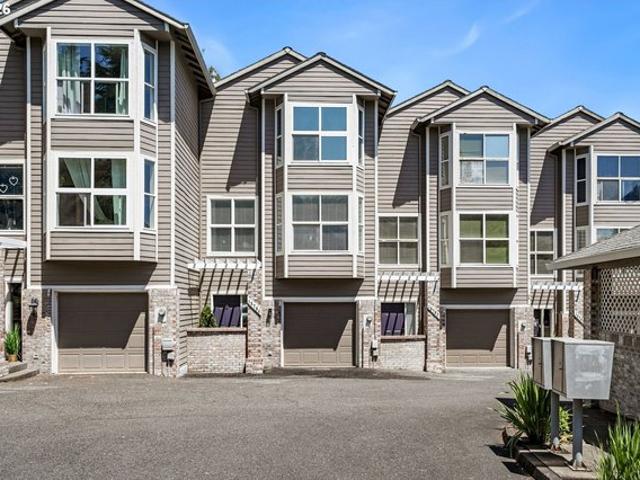 15764 SW Flagstone Dr, Beaverton, OR 97007