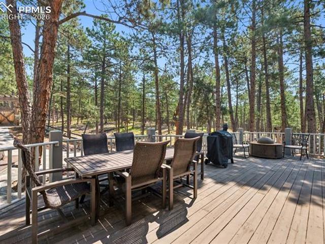 15765 Pineycove Court