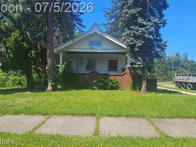15775 Archdale St, Detroit, MI 48227