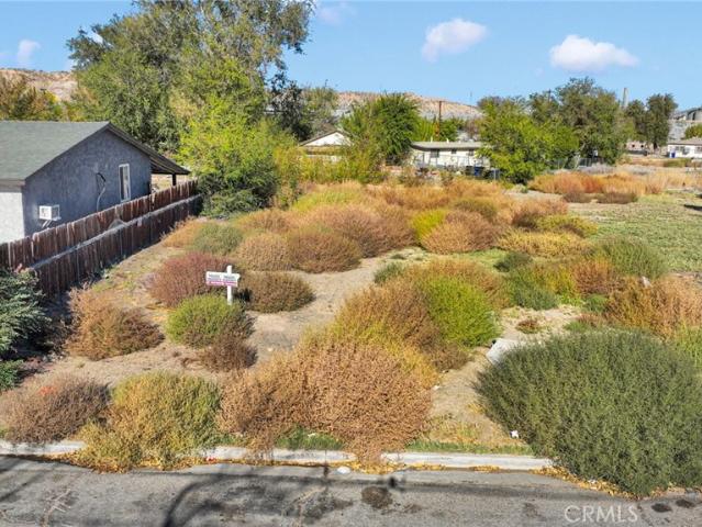 15778 Cottonwood St, Victorville, CA 92395 | MLS #PW25252 | Compass