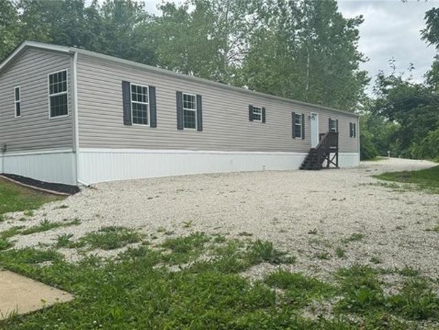 1577 Neff Rd, Saint Clair, MO 63077