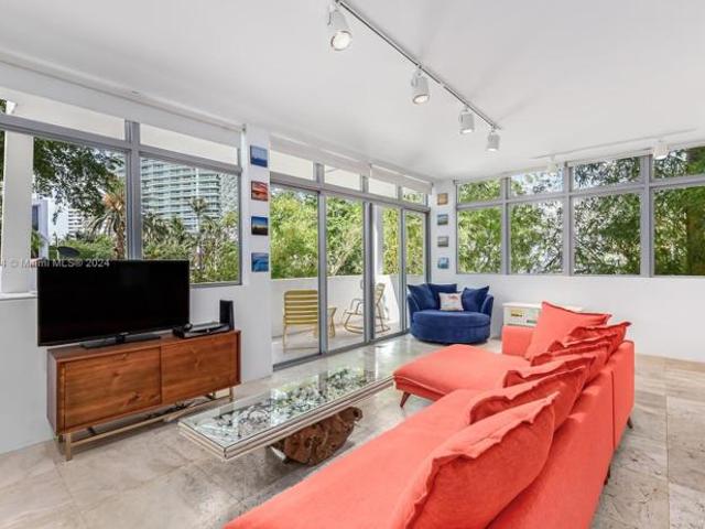 1577 Bay Rd #205, Miami Beach, FL 33139