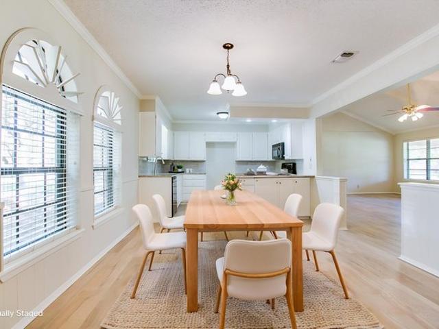 1577 Sun Valley Ln, San Angelo, TX 76904