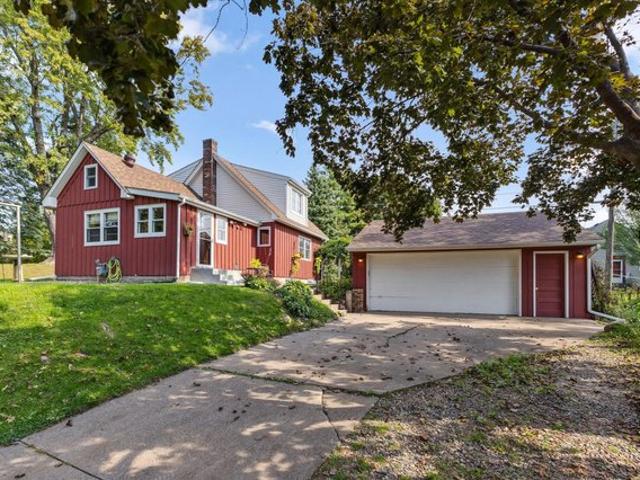 1578 Albemarle St, Saint Paul, MN 55117