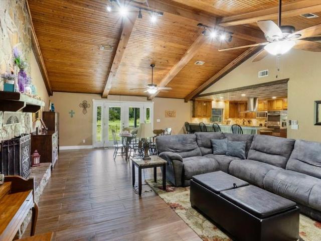 1578 County Road 1240, Savoy, TX 75479 | MLS #21017 | Compass