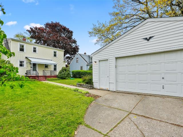 1578 WEST 32ND Street