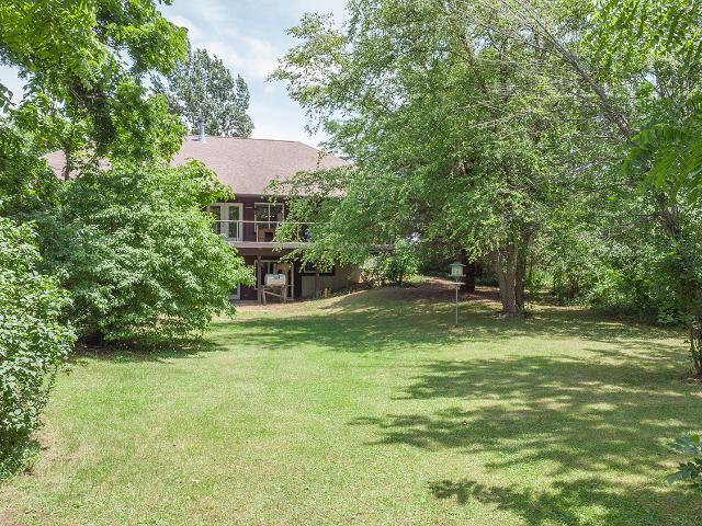 15792 York Center Road