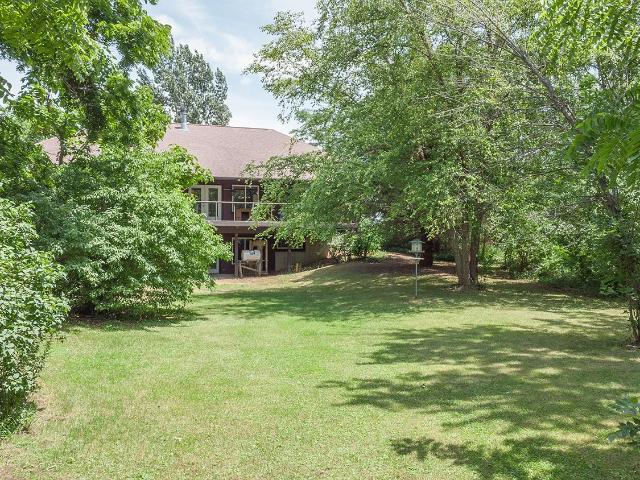 15792 York Center Road