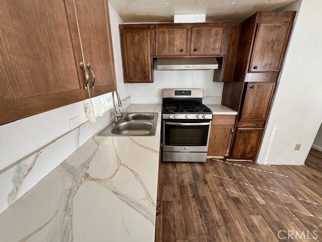 15798 Slover Ave SPC 30