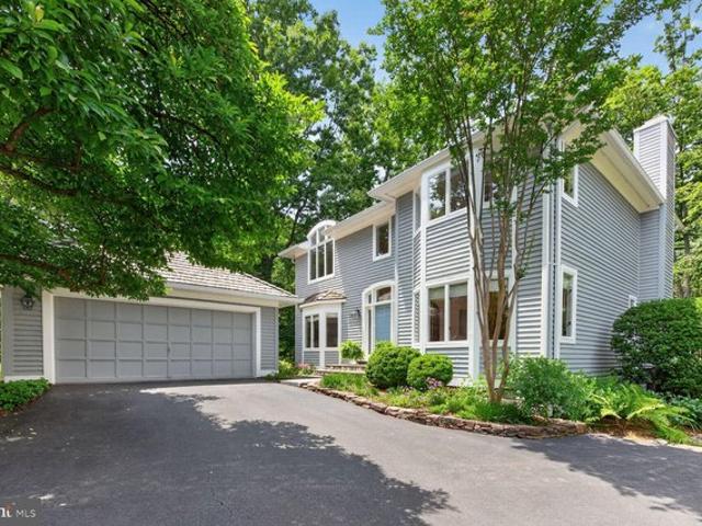 1579 Regatta Ln, Reston, VA 20194