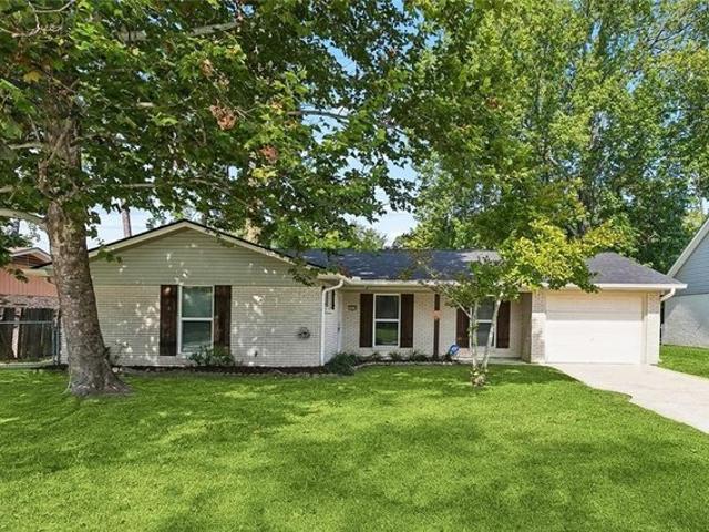 1579 Ridgecrest Dr, Slidell, LA 70458