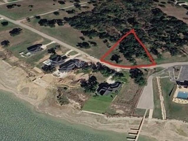 1579 Shoreline Dr, Mabank, TX 75147