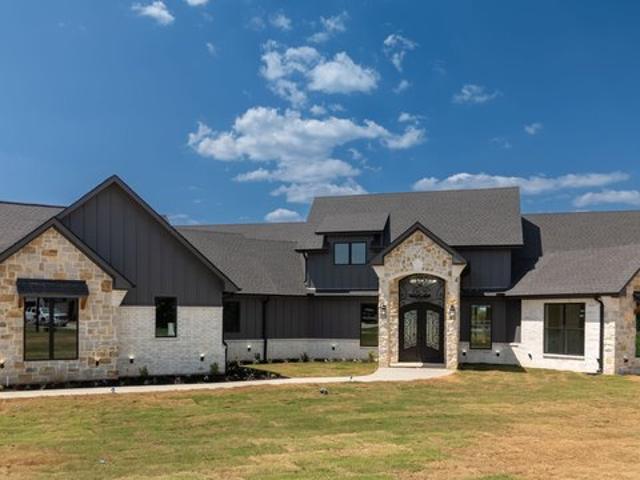 15703 County Road 436, Lindale, TX 75771