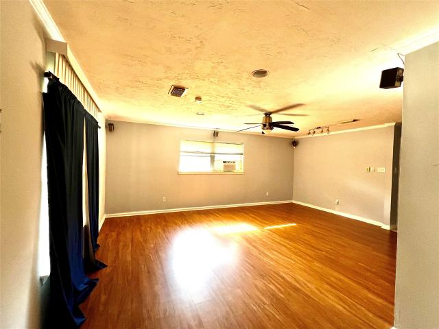 15703 Jersey Dr, Jersey Village, TX 77040 | MLS #51562