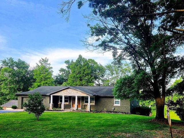 15703 Old State Rd, Evansville, IN 47725