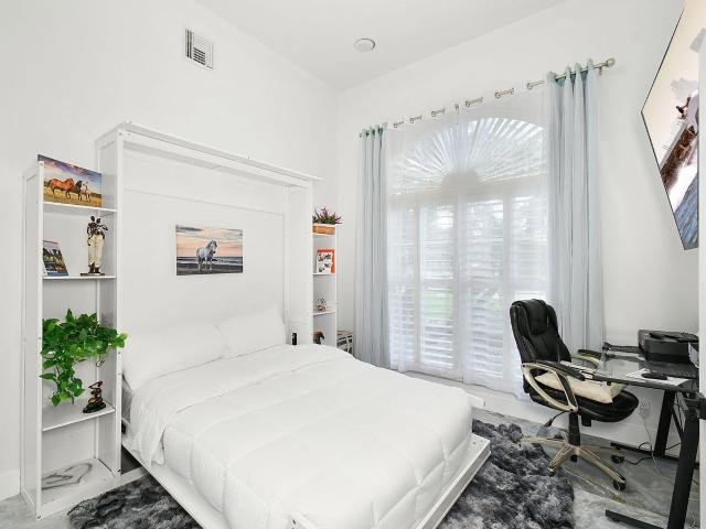 15700 Carrera Ln, Wellington, FL 33414 | MLS #B26029