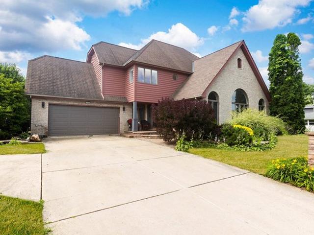 15700 Pine Rd, Oak Forest, IL 60452