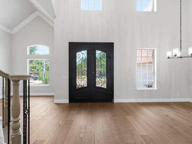 15701 Crown Cove Lane