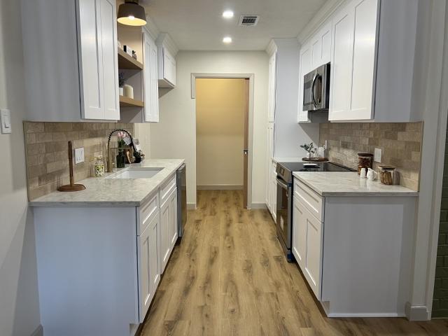 15702 La Cabana Drive