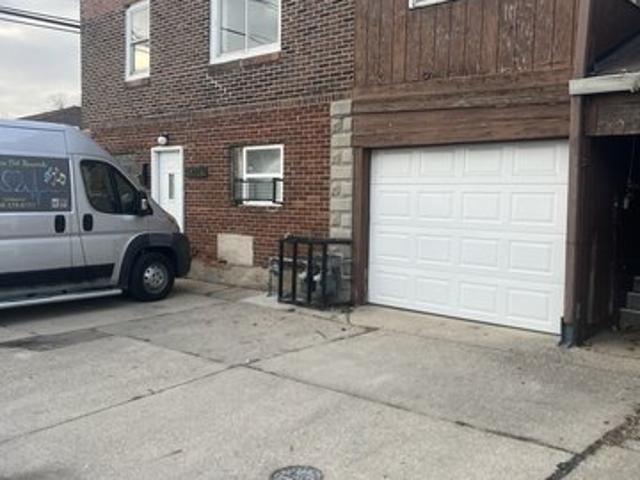 15704 Willard Ave, Harvey, IL 60426