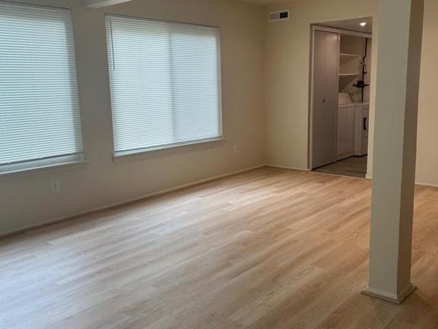 15705 Perkins Lane