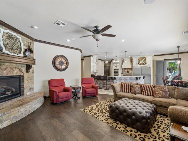 15708 Laguna Drive