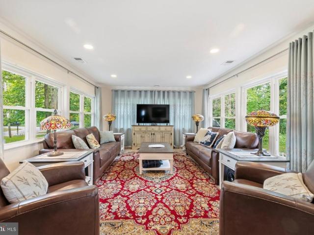 1570 Overlook