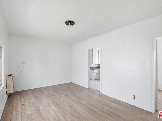 1570 E 110th St, Los Angeles, CA 90059 | MLS #26767 | Compass