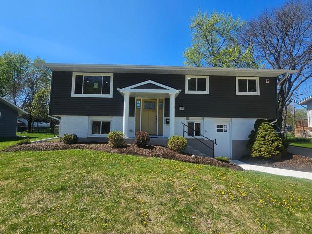 1570 Jefferson Rd, Hoffman Estates, IL 60169 | MLS #12626 | Compass
