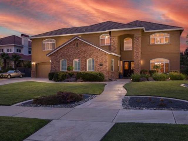1570 Riverview Cir, Ripon, CA 95366