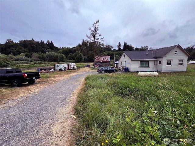 1570 th Ave NE, Arlington, WA 98223