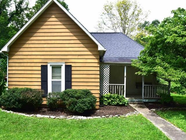 1570 W 7th St, Bloomington, IN 47404
