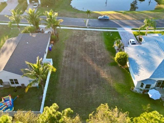 1570 16th Ct SW, Vero Beach, FL 32962 | MLS #293936