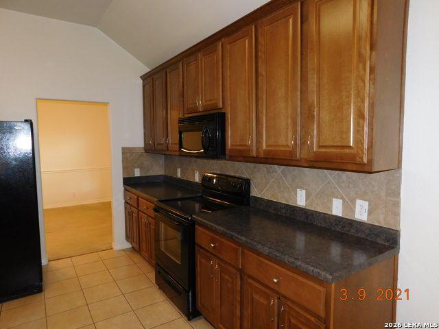15713 Fair Lane, San Antonio, US, TX