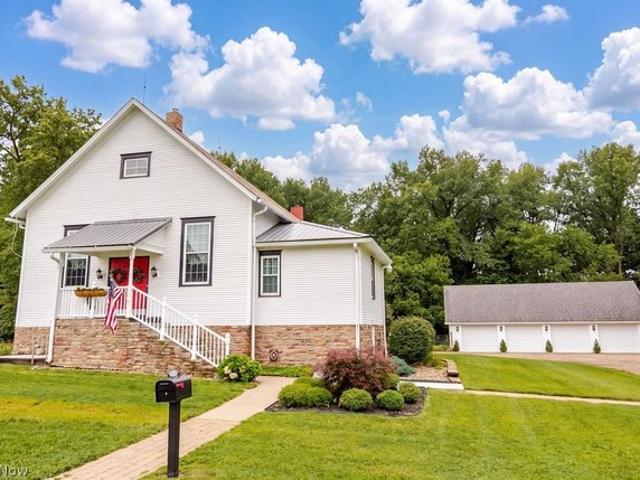 15710 Cenfield St NE, Alliance, OH 44601
