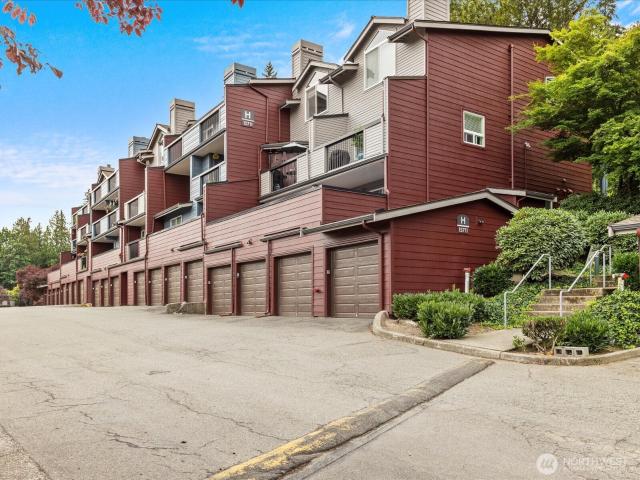 15711 Waynita Way NE, Unit H301, Bothell, WA 98011 | MLS #2494