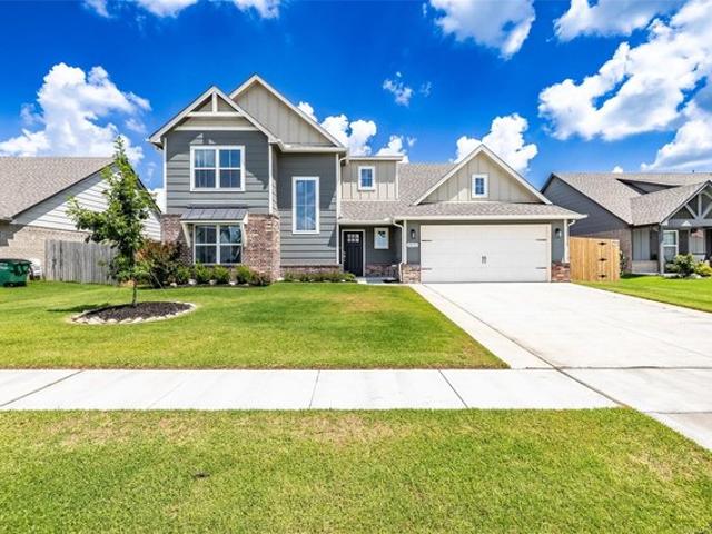15711 E 75th St N, Owasso, OK 74055