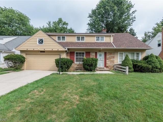 15711 Fenemore Rd, East Cleveland, OH 44112