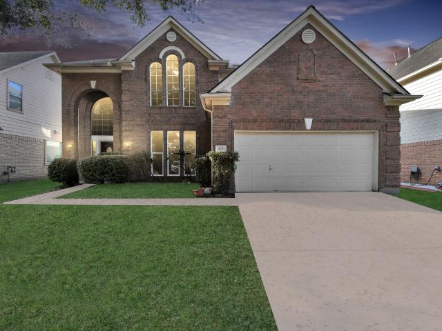 15711 Rosewood Hill Ct, Sugar Land, TX 77498 | MLS #59825 | Compass