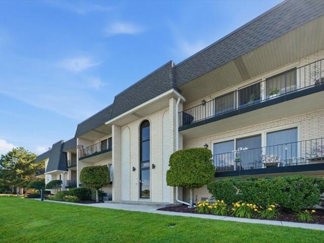 15712 Old Orchard Ct Unit 1S, Orland Park, IL 60462