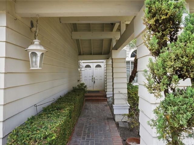 15716 Birchwood