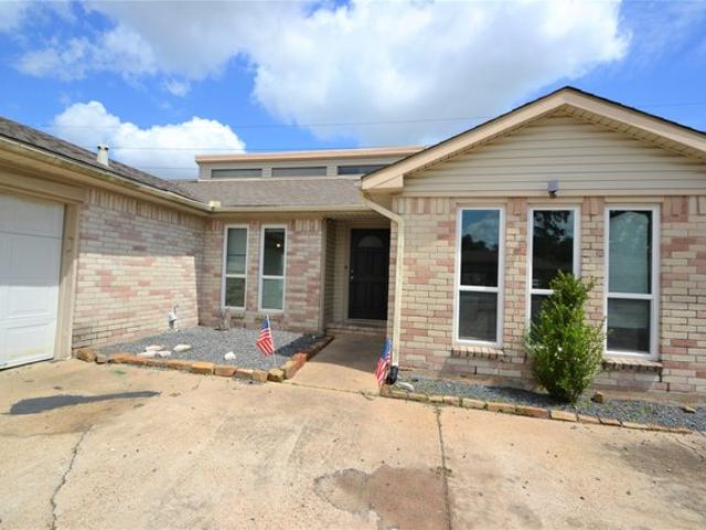 15718 Fox Springs Dr, Houston, TX 77084