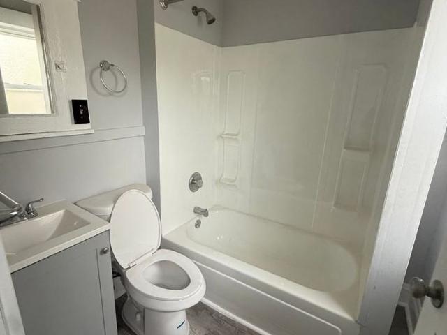 15718 Holmes 3 Bedroom Apartment for Rent at 15718 Holmes Ave, Cleveland, OH 44110 South Collinwood