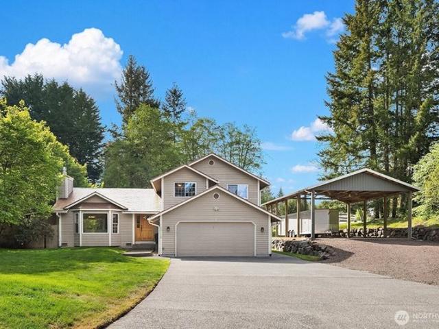 15718 NE 198th St, Woodinville, WA 98072