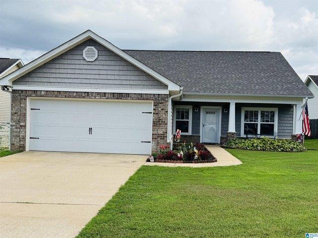 15719 April Ln, Brookwood, AL 35444