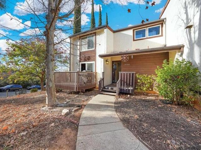 15719 Davis Cup Ln, Ramona, CA 92065