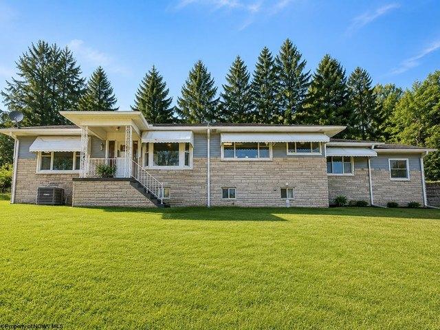 1571 Pennsylvania Ave, Fairmont, WV 26554