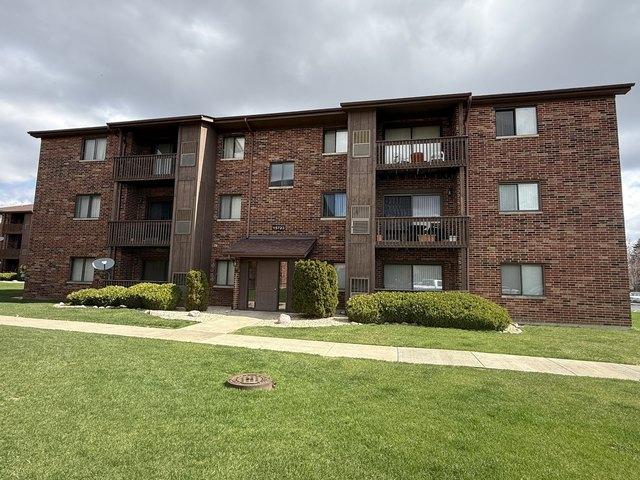 15723 Peggy Ln Apt 11, Oak Forest, IL 60452