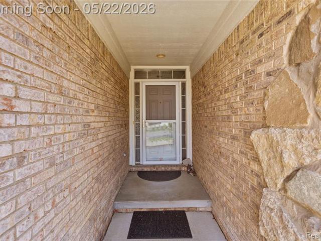 15720 Hunter Grove
