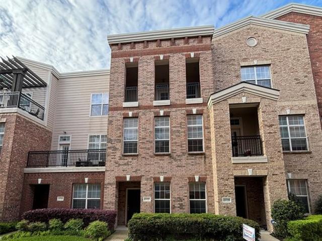 15727 Seabolt Pl, Addison, TX 75001